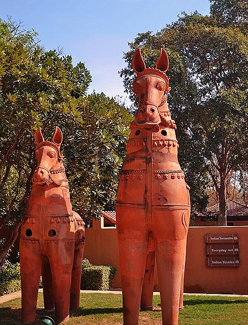 22 generations of terracotta artistry – Rambulatory
