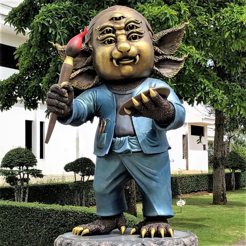 Five eyes, four ears: Thai deity Sihuhata – Rambulatory