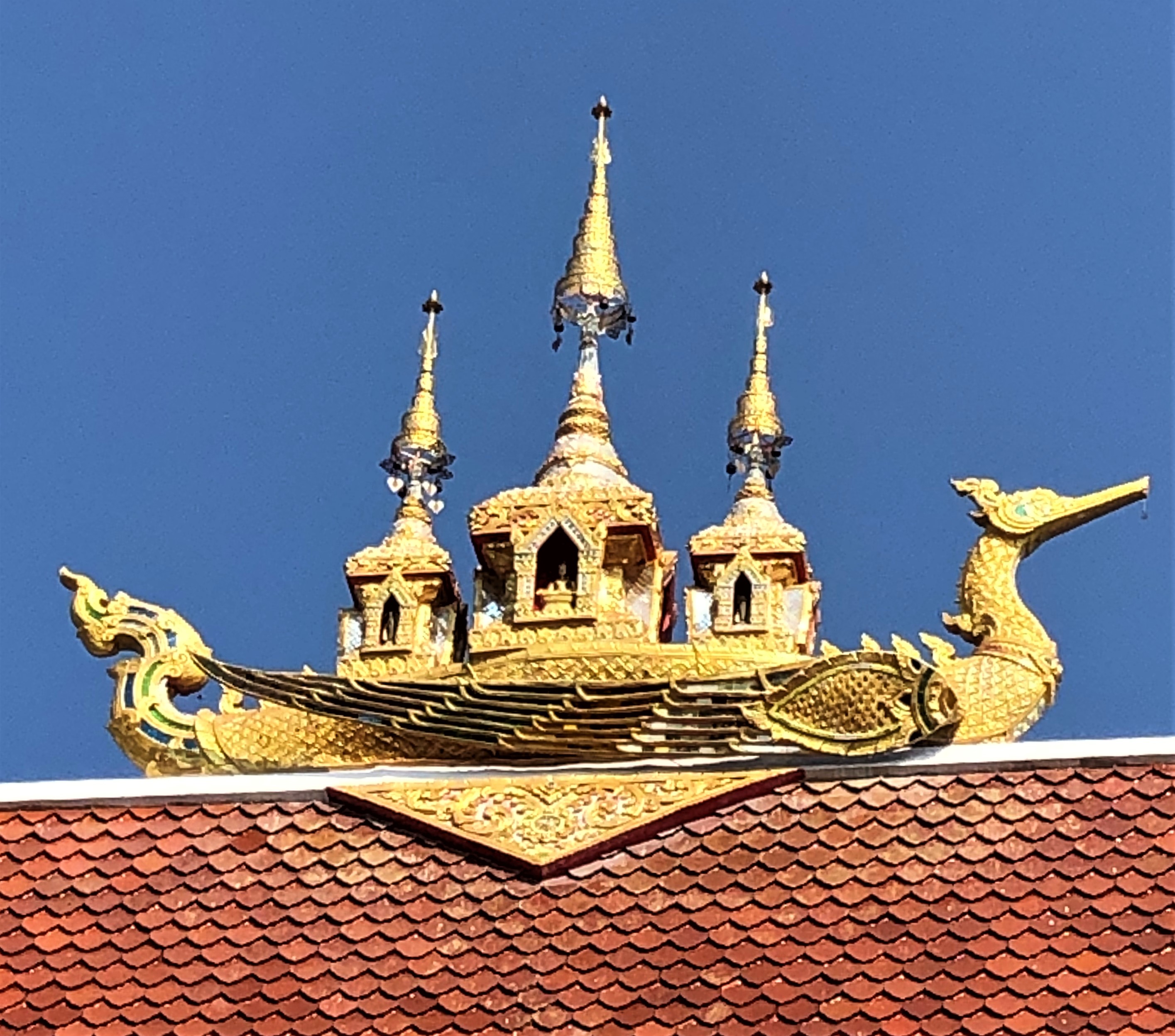 Visiting Sihuhata at Wat Phra That Doi Khao Kwai, Chiang Rai – Rambulatory
